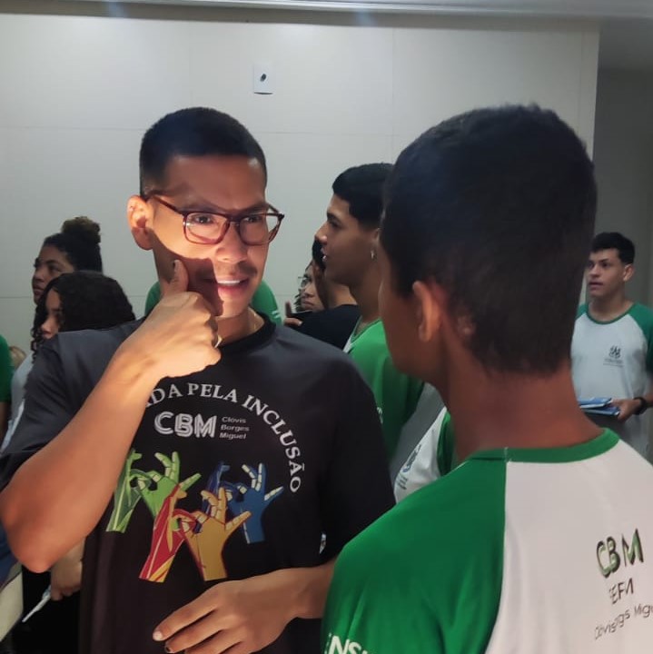 Visita da EEEM Clóvis Borges Miguel destaca a importância do Projeto Câmara-Escola